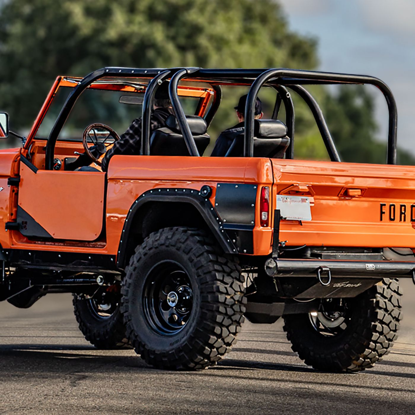 1974 Ford Bronco Dimensions