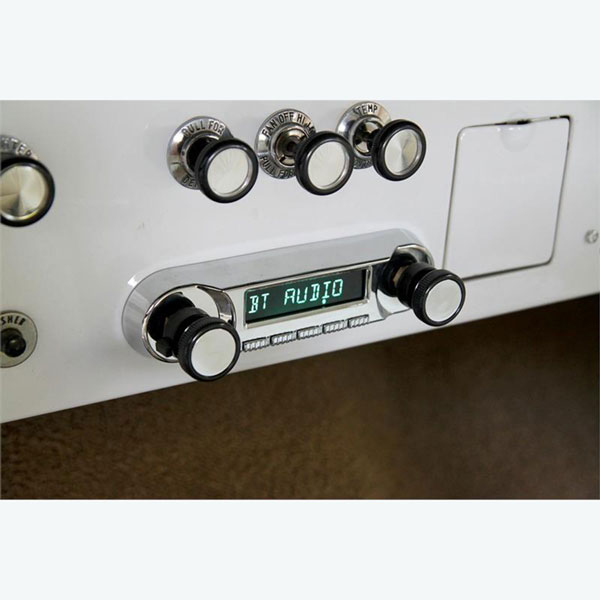 RetroSound Huntington Radio for Early Bronco - AM/FM, Bluetooth